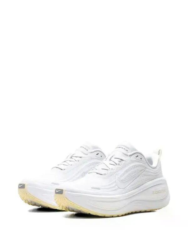Nike Vomero Plus Sneakers - White