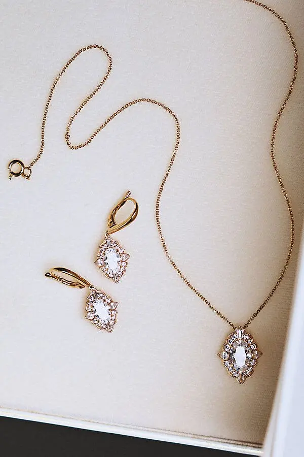 FINE DIAMONDS BY ANTHROPOLOGIE WEDDINGS Antique-inspired Diamond Pendant Necklace - Gold