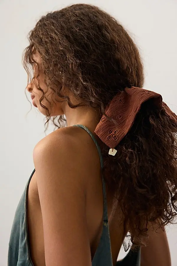 Free People Atalia Square Scrunchie - Chocolate