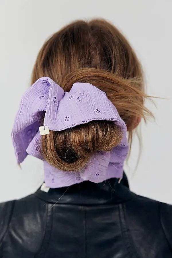 Free People Atalia Square Scrunchie - Lavender