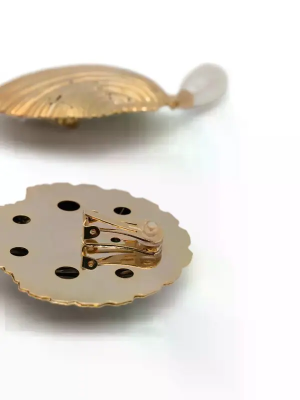 ROWEN ROSE Shell Drop Earrings - Gold