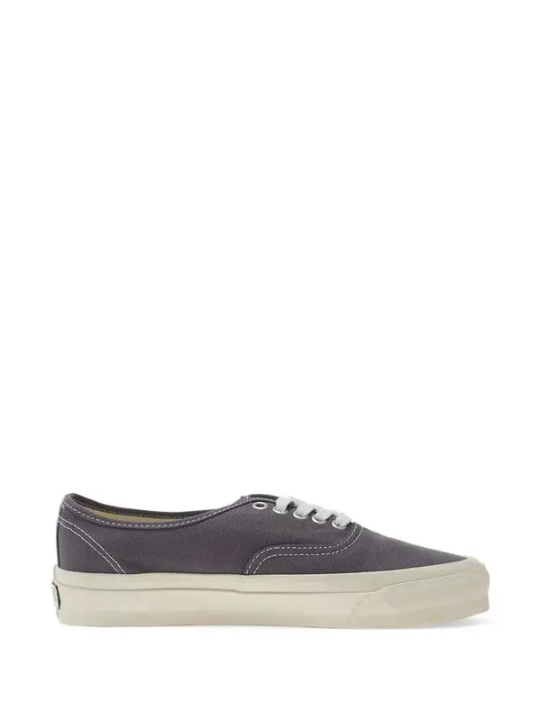 VANS Authentic Sneakers