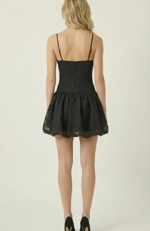 MODENAIRE Spaghetti Strap Bubble Mini Dress