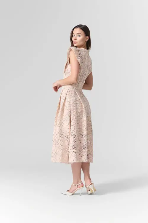 LE FAFO Embroidered Lace Midi Dress