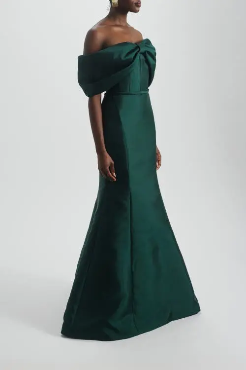 Amsale Off-the-shoulder Bow Gown - Hunter