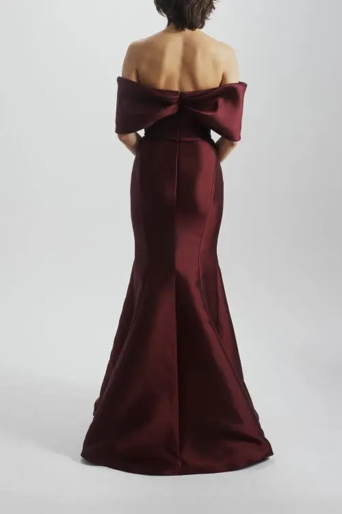 Amsale Off-the-shoulder Bow Gown