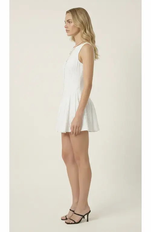 MODENAIRE Sleeveless Eyelet Mini Dress