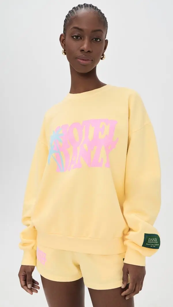 DANZY Graphic Crewneck Sweatshirt
