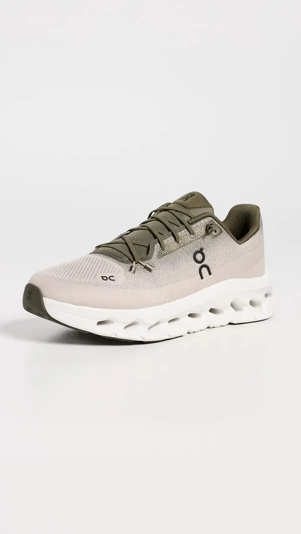 On Cloudtilt Sneakers - Olive/desert