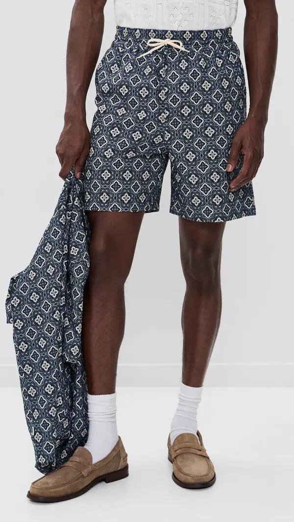 LES DEUX Harry Arabesque Print Shorts - Blue Fog