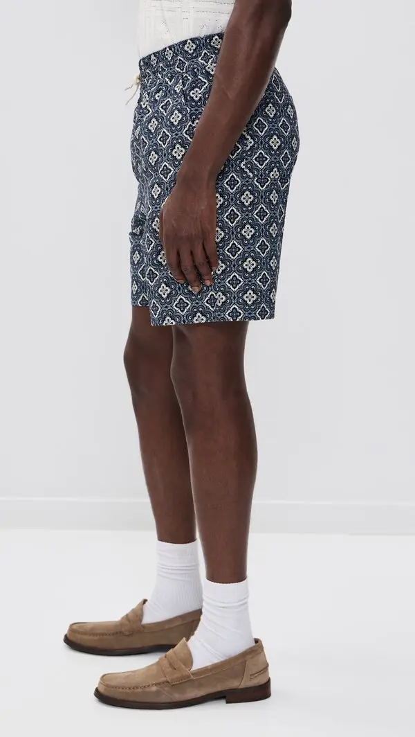 LES DEUX Harry Arabesque Print Shorts - Blue Fog