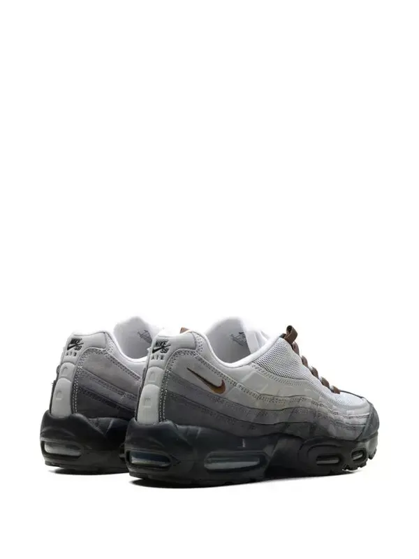 Nike Air Max 95 Sneakers