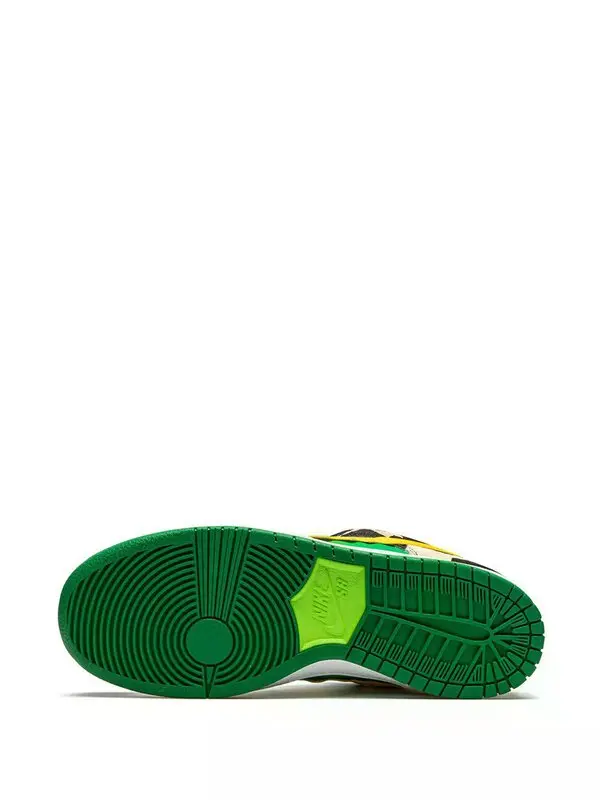 Nike Sb Dunk Low Special Box Ben & Jerry's Chunky Dunky Sneakers - White