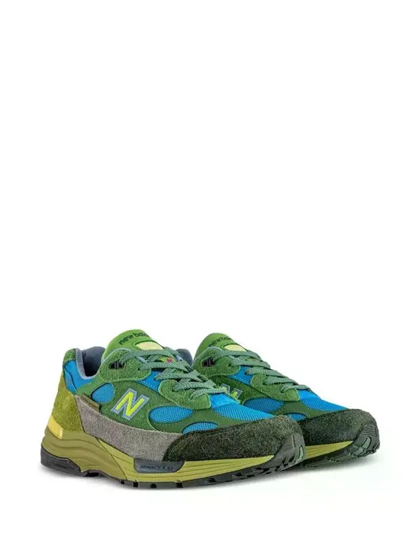 NEW BALANCE 992 Paneled Sneakers - Green
