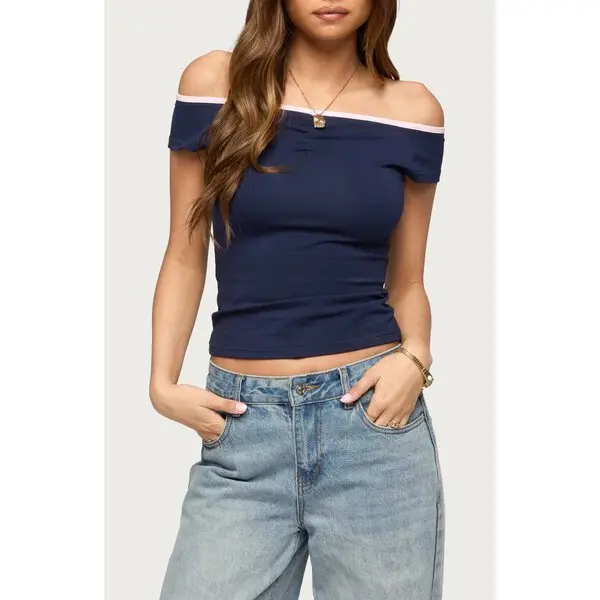 EDIKTED Contrast Neck Off-the-shoulder Top