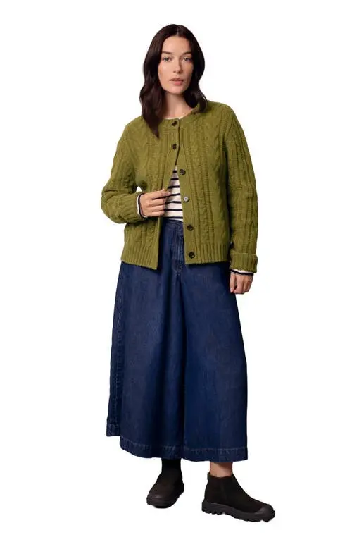 CELTIC & CO. Merino Wool Cable Knit Cardigan
