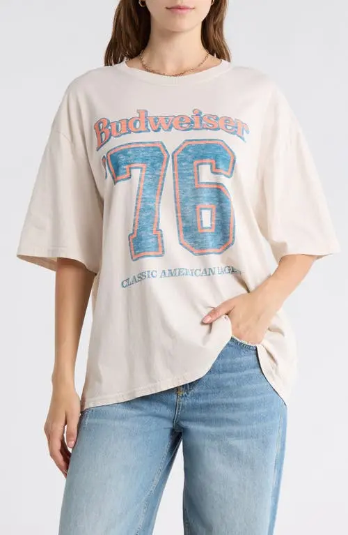 Junk Food Budweiser® 76 Graphic T-shirt