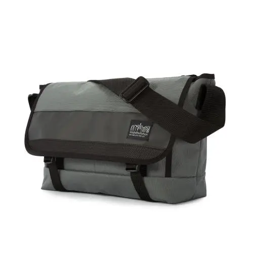 MANHATTAN PORTAGE Hell's Kitchen Messenger Bag - Grey