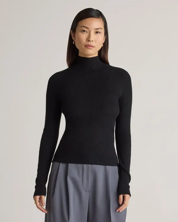 Quince Featherweight Cashmere Sweater