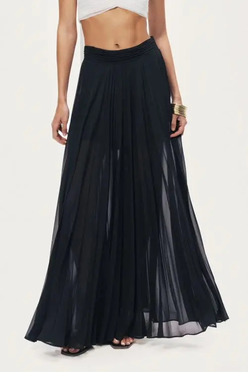 NOCTURNE Pleated Chiffon Wide-leg Pants