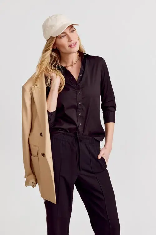 The Shirt By Rochelle Behrens 3/4 Sleeve Icon Shirt