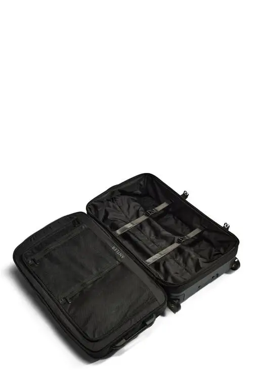 ANTLER Discovery Wheeled Duffle - Black