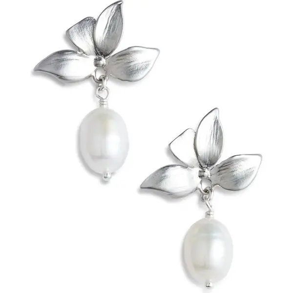 SET & STONES Maeve Freshwater Pearl Drop Earrings - Silver
