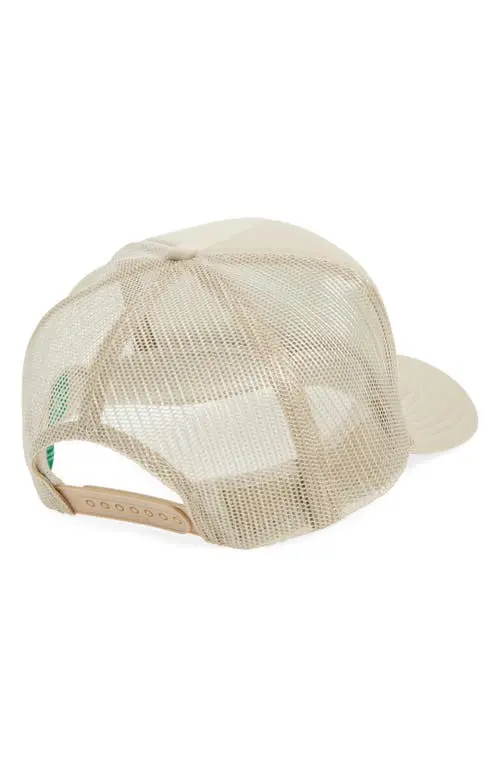 FRIDAY FEELIN’ I'd Rather Be Barefoot At The Beach Trucker Hat