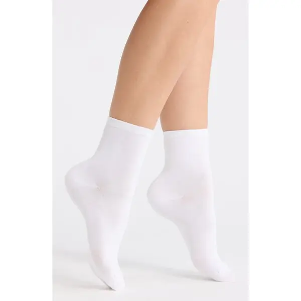 Nordstrom Flat Knit Rib Crew Socks - White