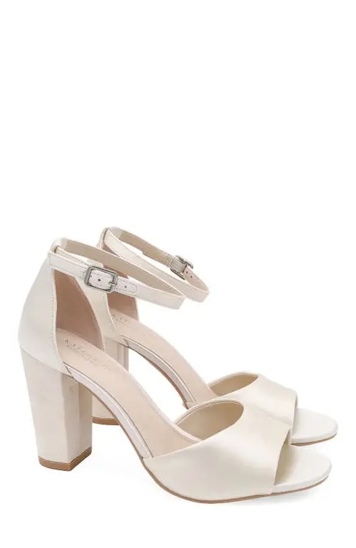 KAILEE P Sasha Satin Block Heel Sandals - Ivory