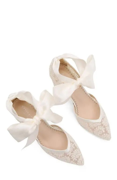 KAILEE P Abby Lace Block Heel With Satin Ankle Tie - Ivory