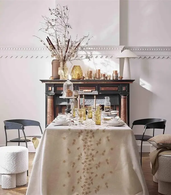 ALEXANDRE TURPAULT Linen Ramage Tablecloth - Neutral