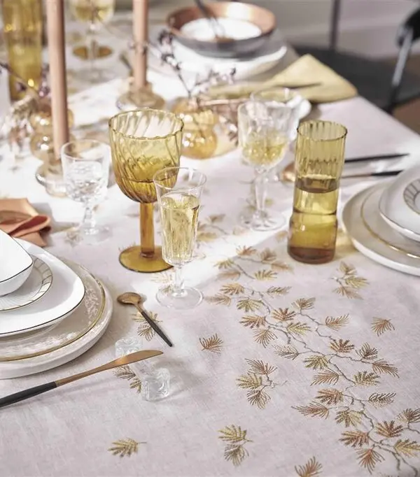 ALEXANDRE TURPAULT Linen Ramage Tablecloth - Neutral
