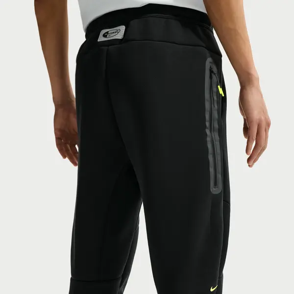 Nike Tech Fleece Jogger Pants