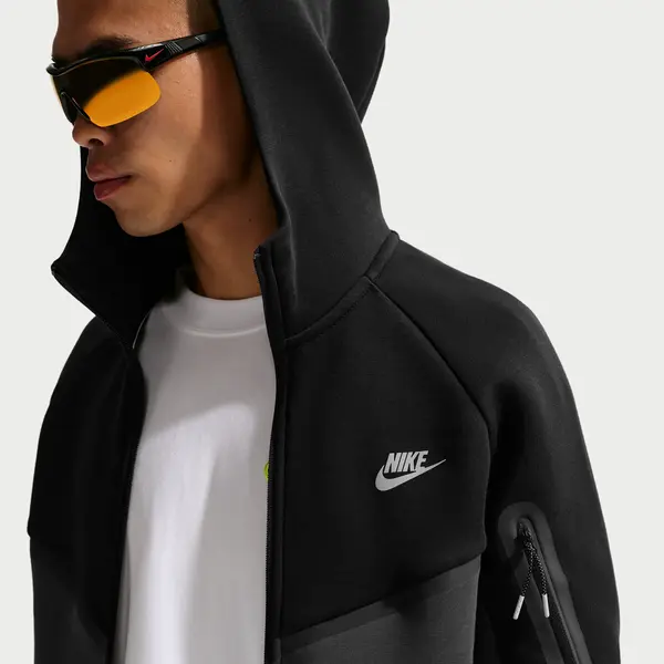 Nike Tech Fleece Full-zip Windrunner Jacket - Black