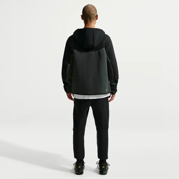 Nike Tech Fleece Full-zip Windrunner Jacket - Black