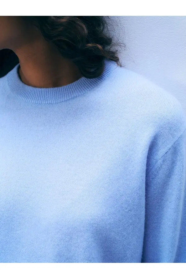 WHITE & WARREN Cashmere Crewneck Sweater