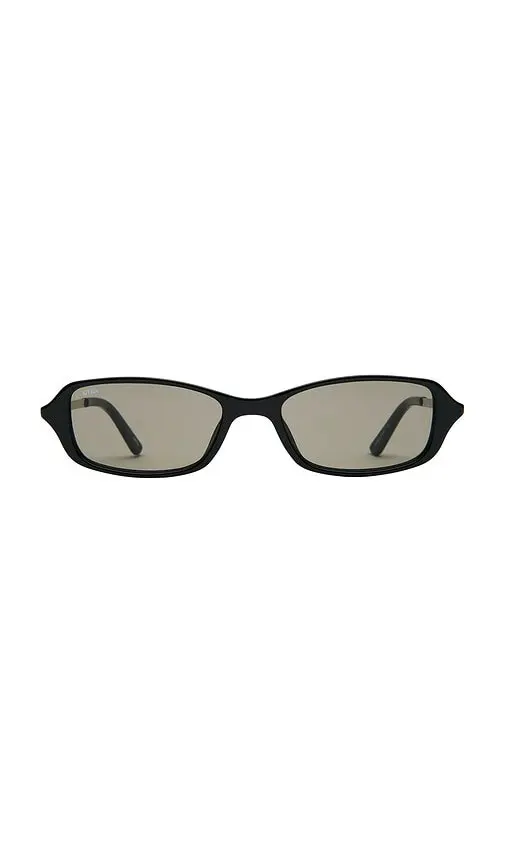 OTRA Caysee Sunglasses - Black & Smoke