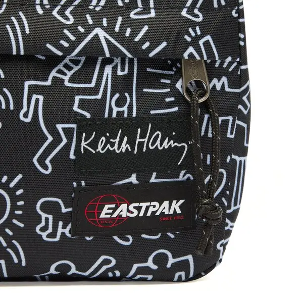 EASTPAK X Keith Haring Road Kit