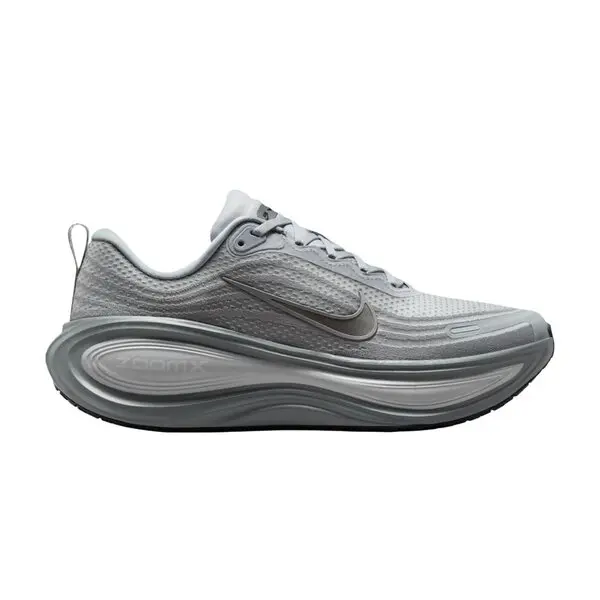 Nike Vomero Plus Sneakers - Grey