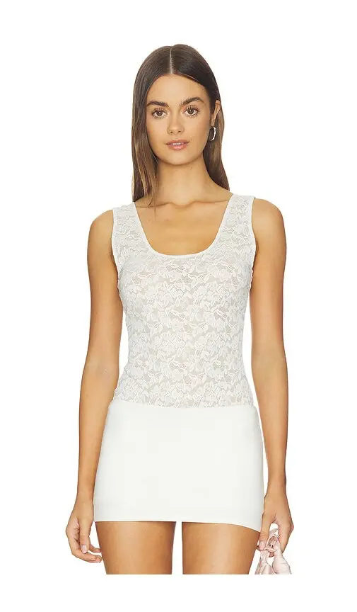 Good American Stretch Lace Scoop Tank Bodysuit - Chalk