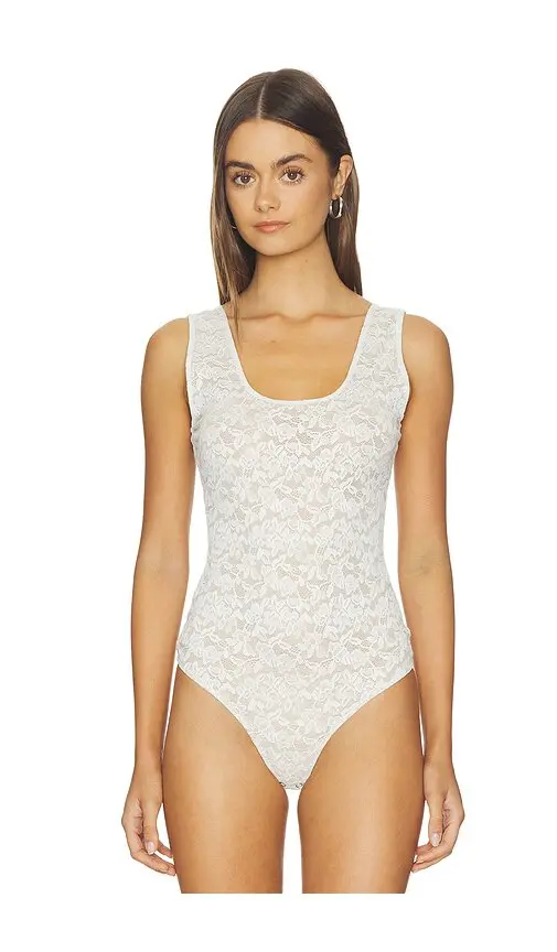 Good American Stretch Lace Scoop Tank Bodysuit - Chalk