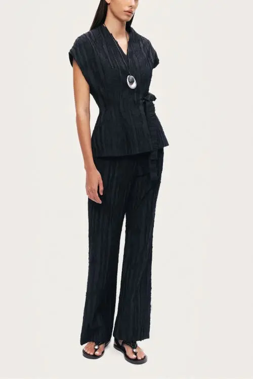 NOCTURNE Textured Belted Vest