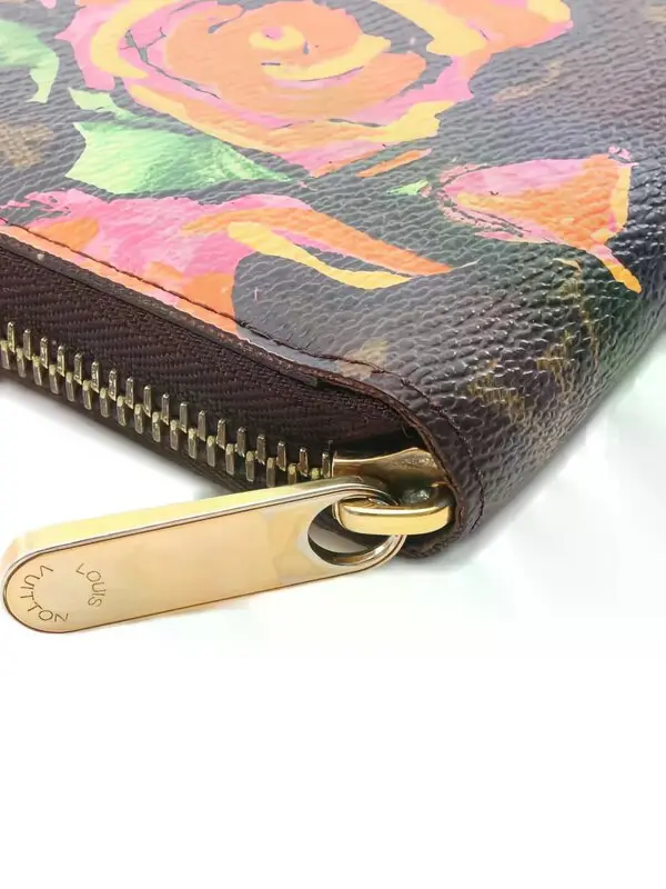 LOUIS VUITTON 2009 Monogram Rose-print Zip Wallet - Brown