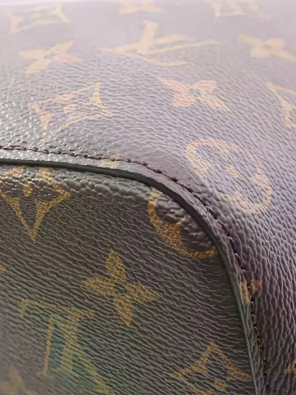 LOUIS VUITTON 2021 Mm Néonoé Shoulder Bag - Brown