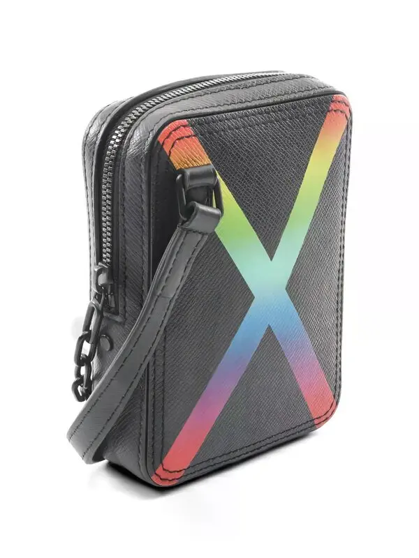LOUIS VUITTON 2017 Danube Taiga Messenger Bag - Black
