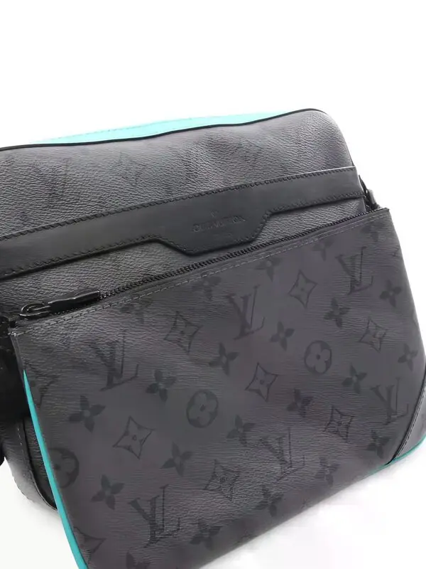 LOUIS VUITTON Messenger Monogram Shoulder Bag - Grey