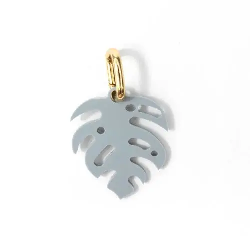 BY LILLA Leaf Charm - Blue