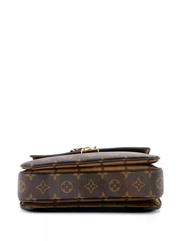 LOUIS VUITTON Pochette Metis Reverse Monogram Canvas - Brown