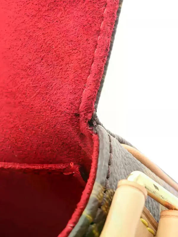 LOUIS VUITTON 2003 Tambourin Monogram Crossbody Bag